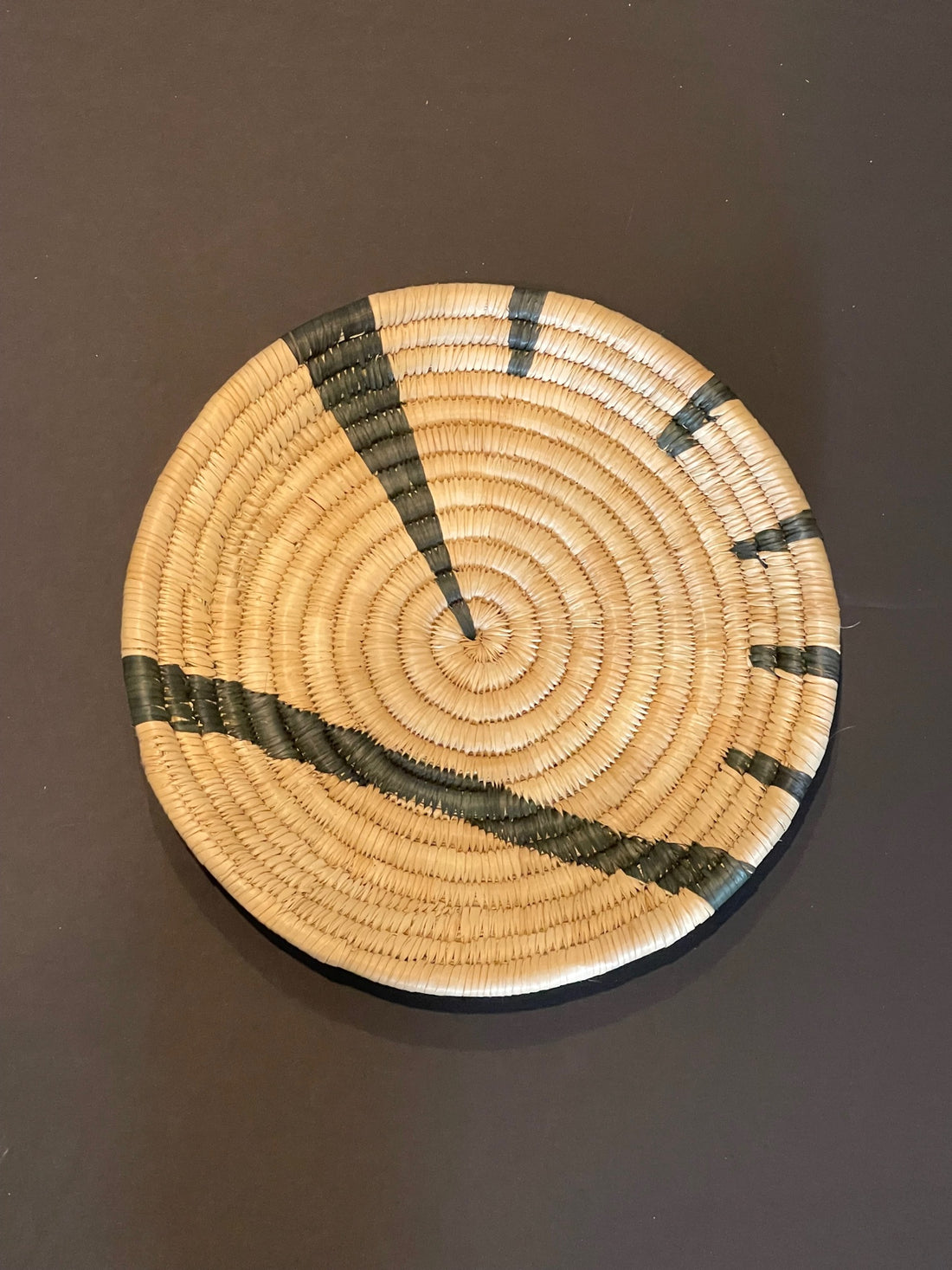 Black & Natural Handwoven Wall Plates – Ithemba Creations