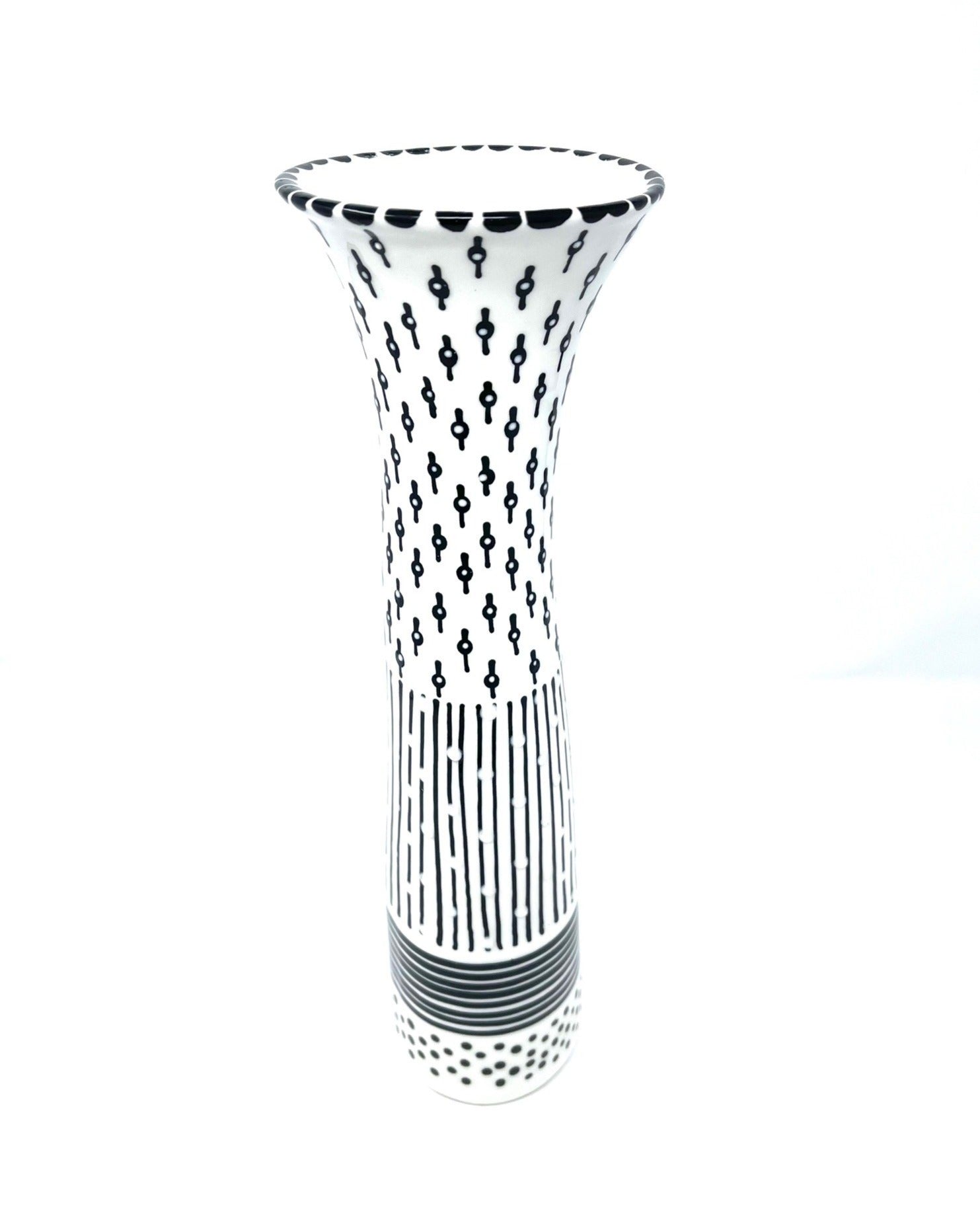 Potters Tall Twisty Vase – Ithemba Creations