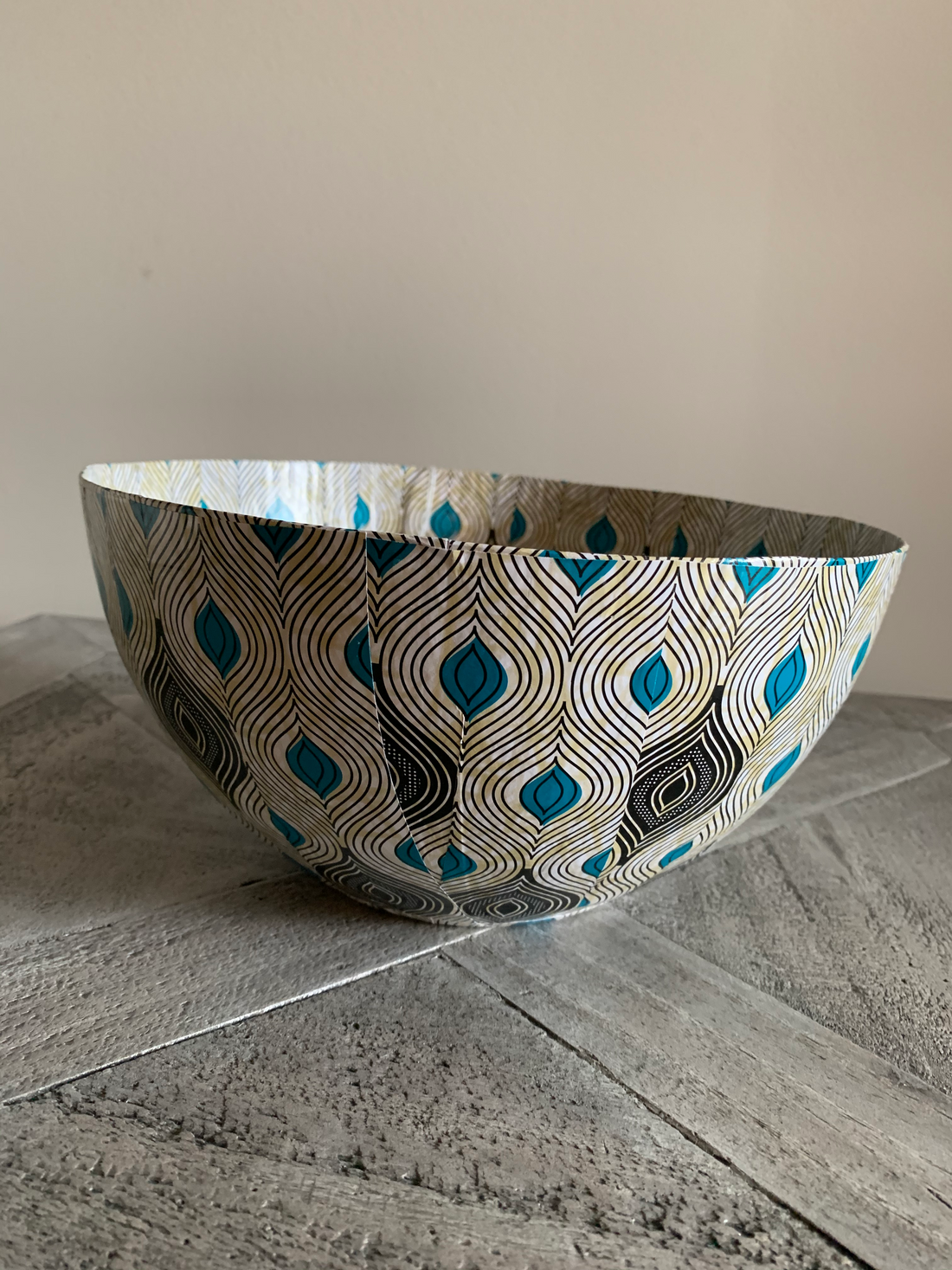 Wola Nani Eyes Round Paper Mache Bowls – Ithemba Creations