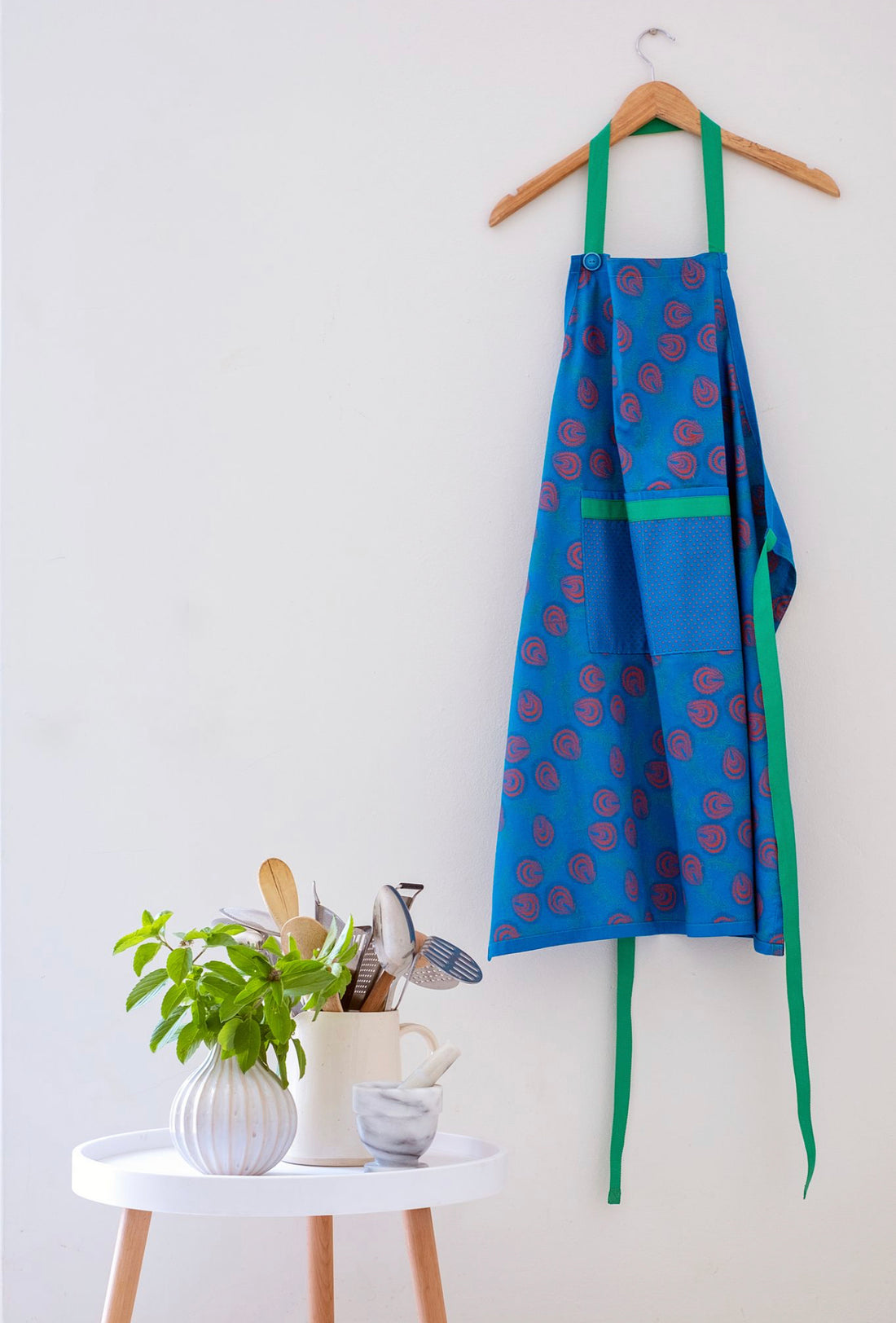Shweshwe Apron – Ithemba Creations
