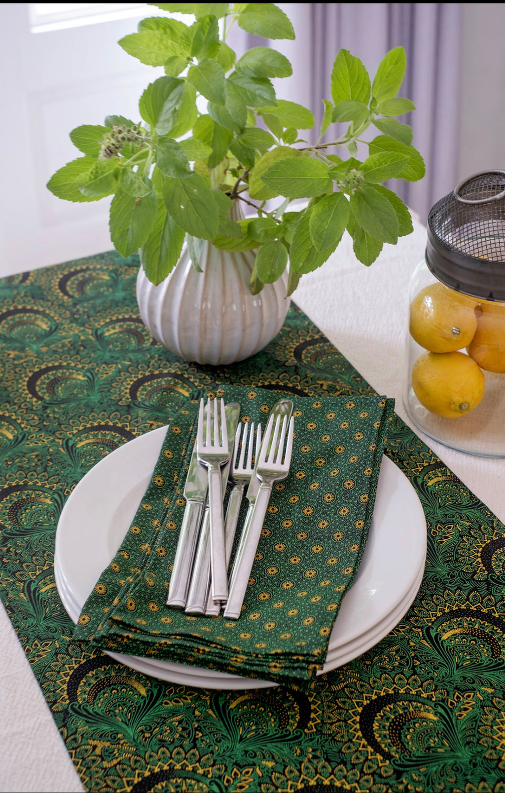 Green Shweshwe Cotton Table Runner (Standard or Long) – Ithemba Creations